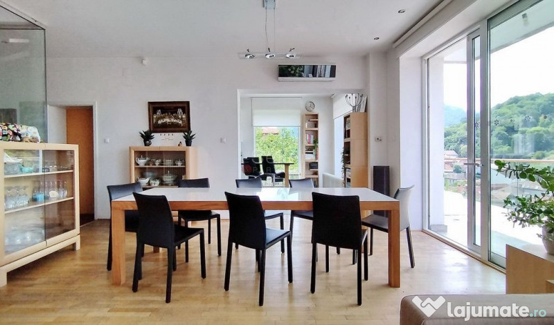Proprietate Remarcabilă - Brasovul Vechi, 2.000.000 eur - Lajumate.ro