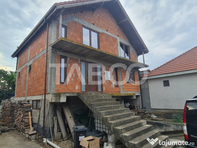Casa la rosu de vanzare in Sebes-Lancram judetul Alba, 68.000 eur ...