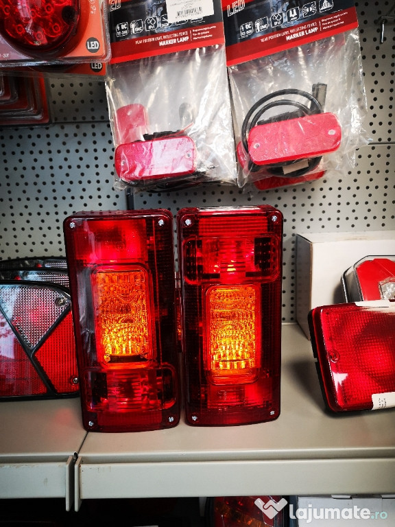 Triple stopuri spate buldo excavator utilaje agricole