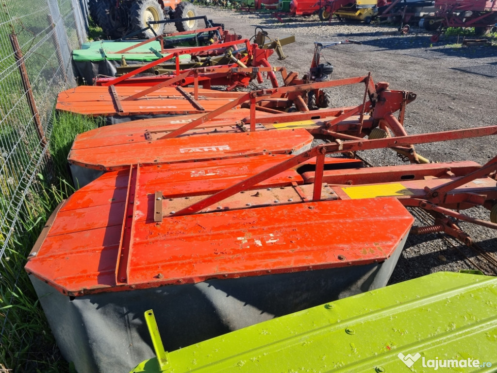 Remorca RM 2 basculabila