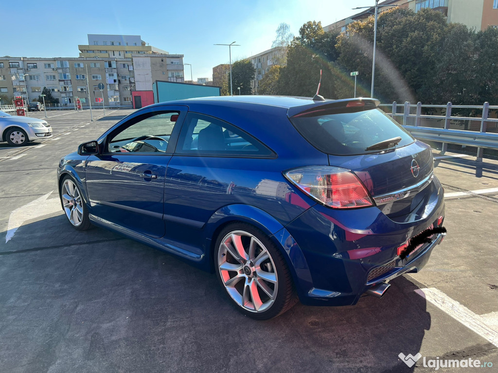 Opel Astra GTC OPC-LINE