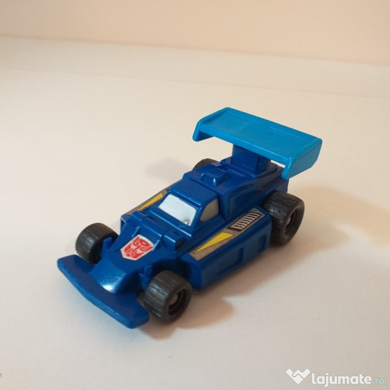 Jucarii vechi comunism catel telecomanda, masinuta, pinochio