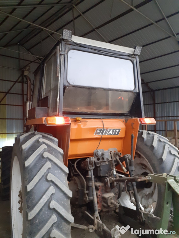 Tractor Fiat 880 DTC in 4 pistoane