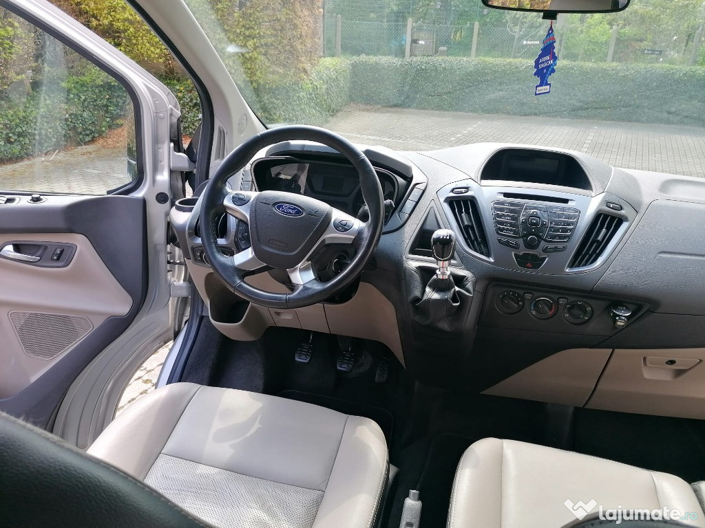 Ford transit custom, varianta lunga