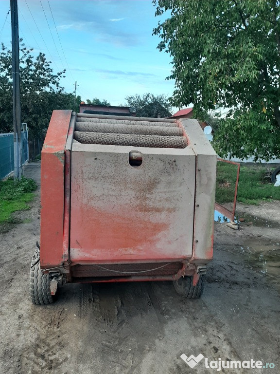 Balotiera Welger rp 15 presa baloti rotunzi tractor