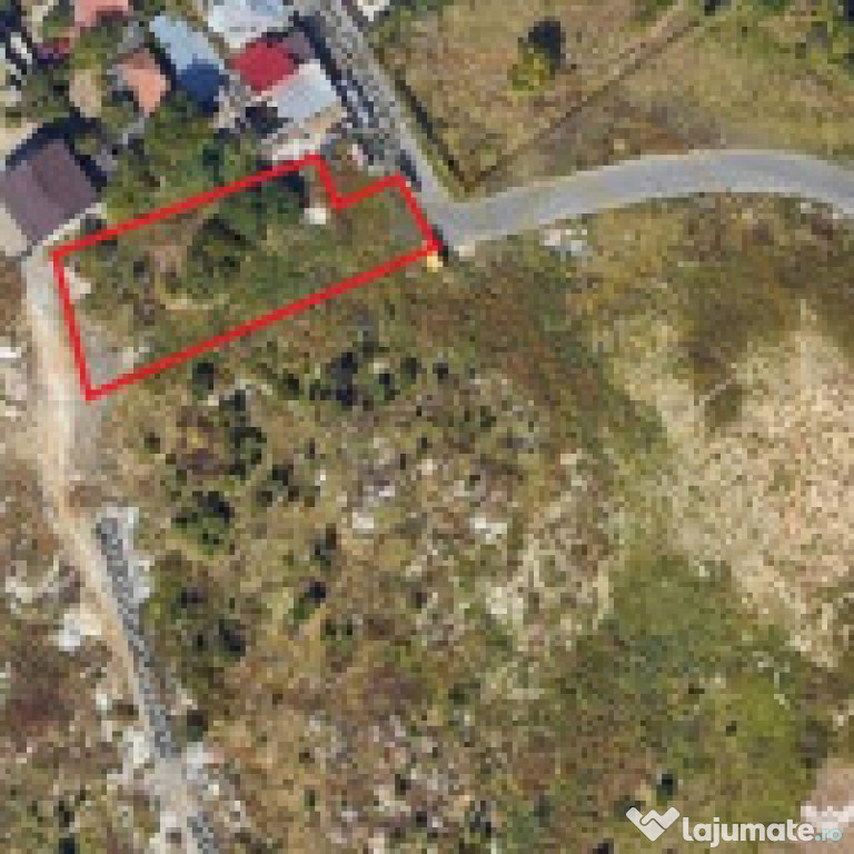 Teren la plaja Corbu