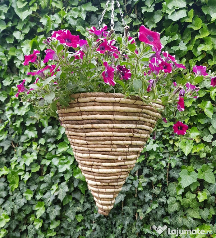 Ghiveci suspendat, cos conic, din impletitura naturala, 30cm