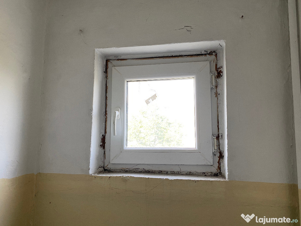 Geamuri termopan la mana a doua