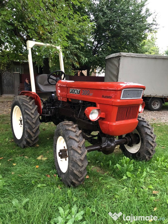 Tractor Fiat 300 DT 4X4