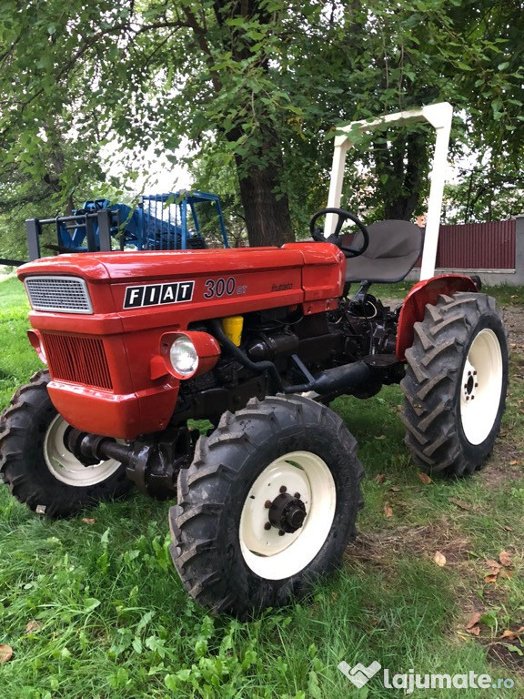 Tractor Fiat 300 DT 4X4