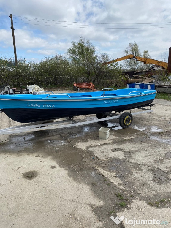 Barca RIVER 510, cu motor SUZUKI de 20CP + PERIDOC