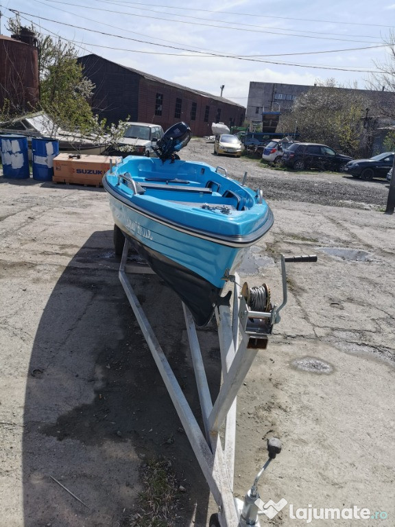 Barca RIVER 510, cu motor SUZUKI de 20CP + PERIDOC