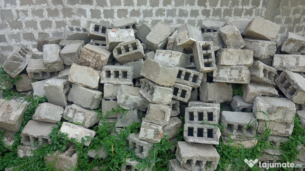 Doua tipuri de boltari din demolari in stare buna