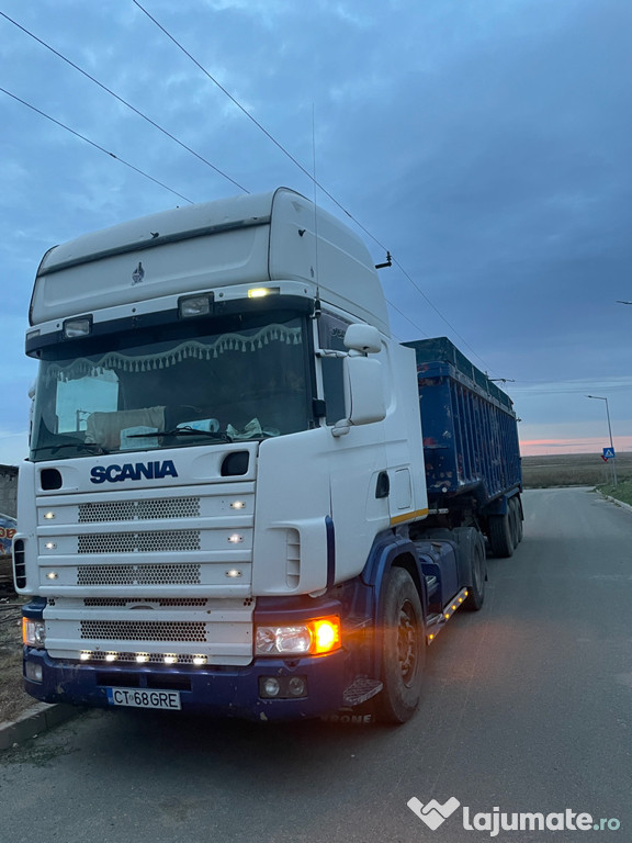 Cap tractor cu semiremorca