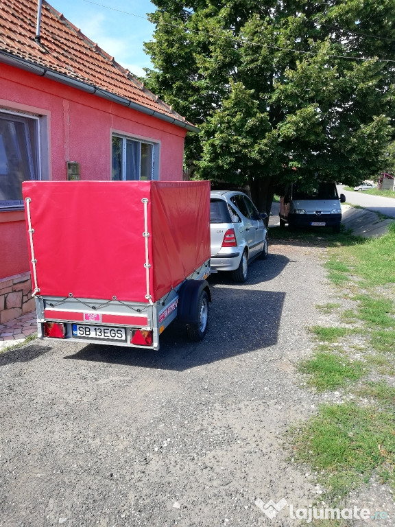 Efectuez transport cu remorca de 750 kg