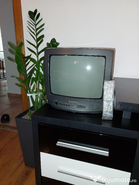 Videorecorder VHS nou la tipla