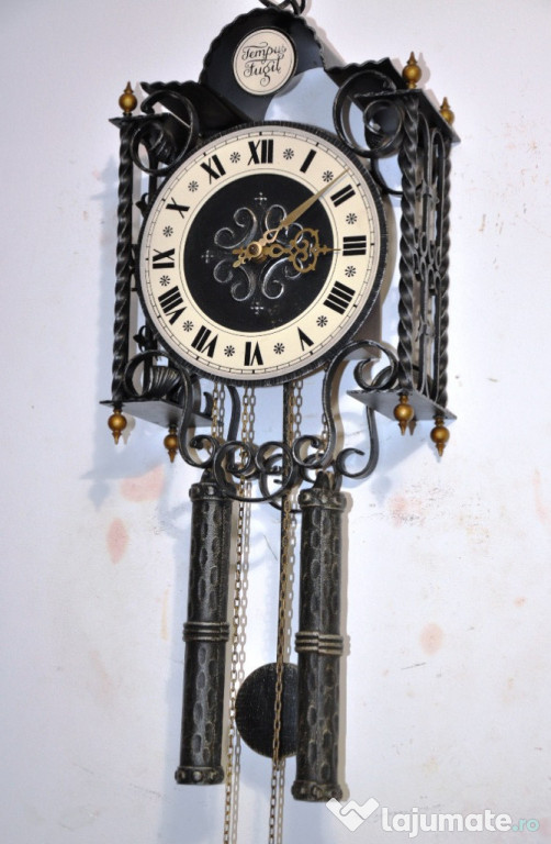 Ceas de perete cu pendula si 2 greutati fier forjat