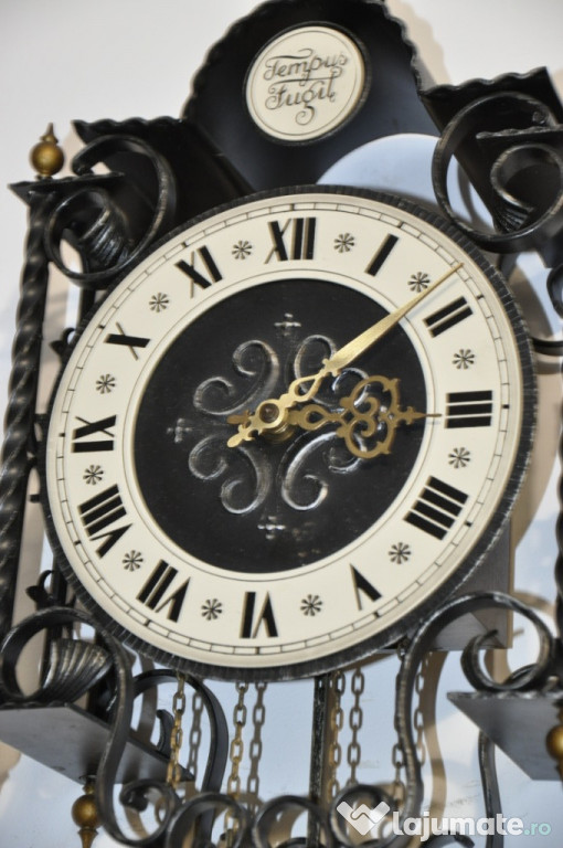 Ceas de perete cu pendula si 2 greutati fier forjat